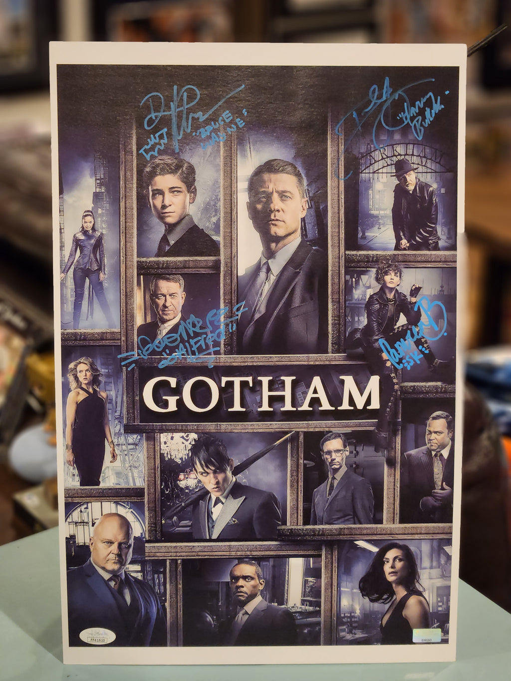 Gotham poster autographed by cast Batman, Catwoman, Harvey, Alfred wit ...