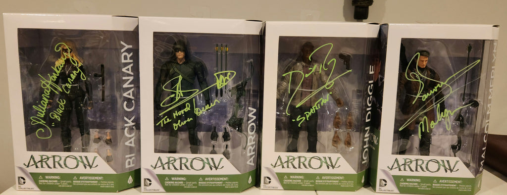 Arrow CW 4 action figure set Autographed and authenticated – That ...